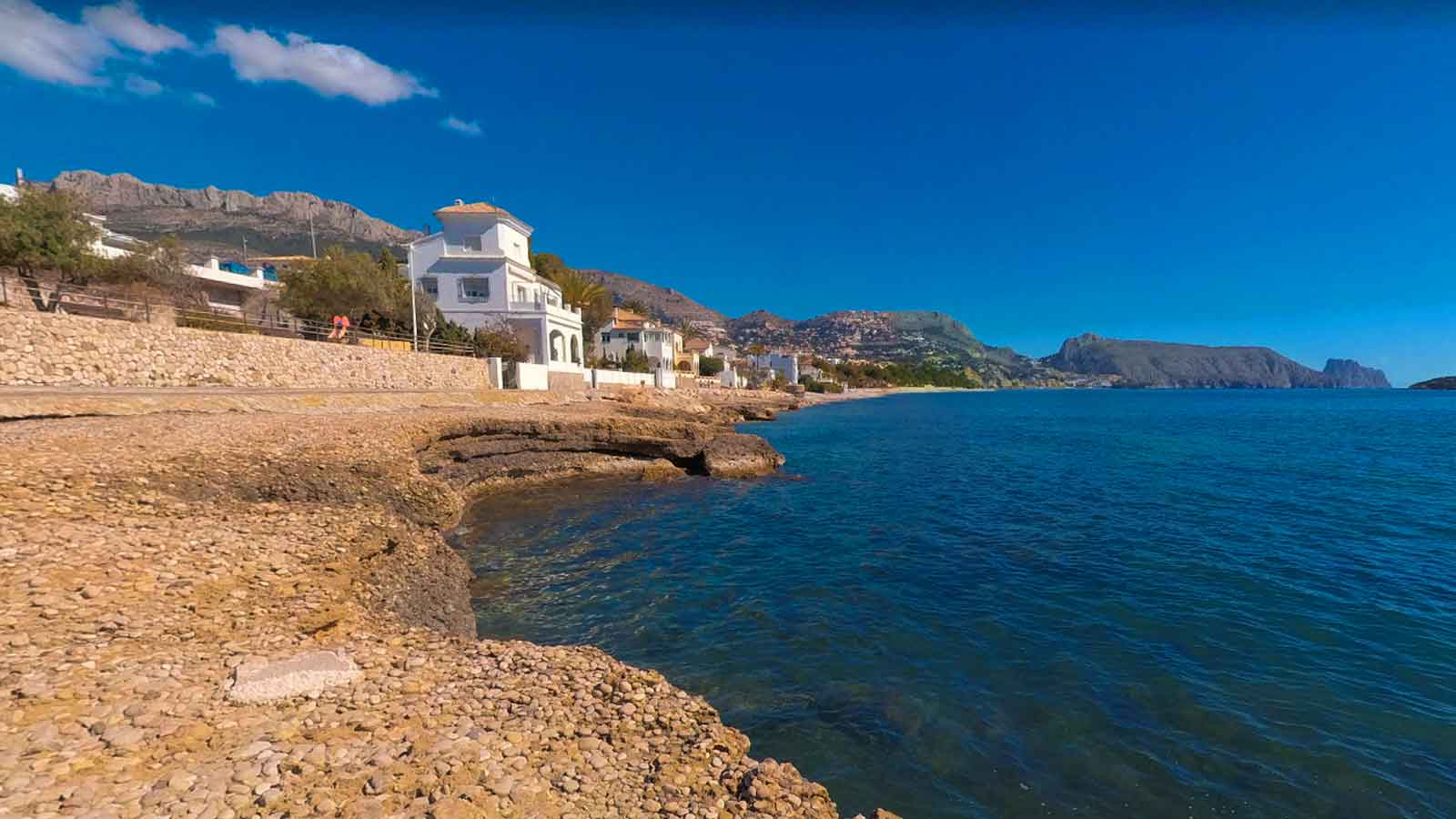 Playa l´Olla Altea y su espectáculo de fuegos artificiales